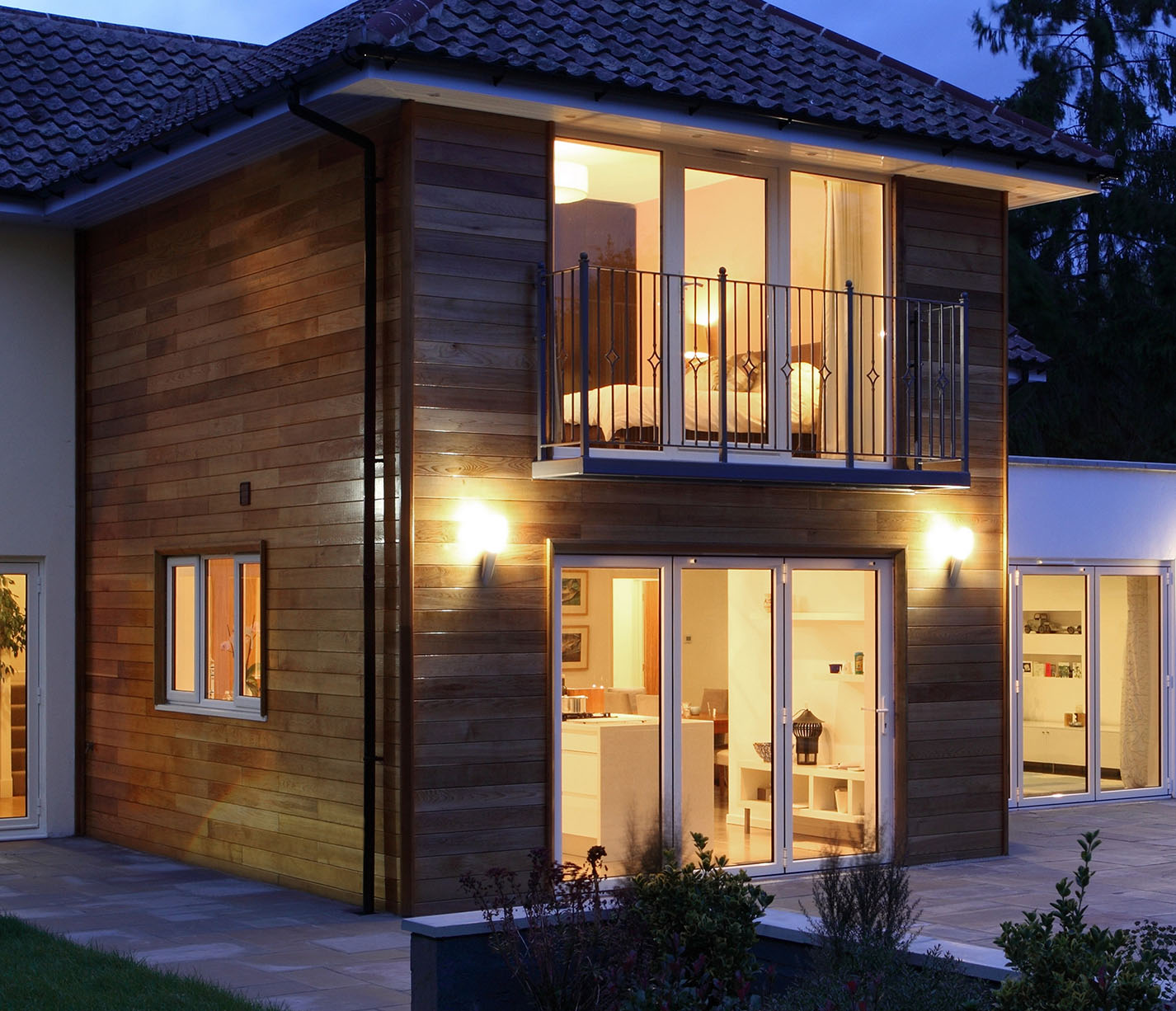 Homepage - BM Bi-Folding Doors