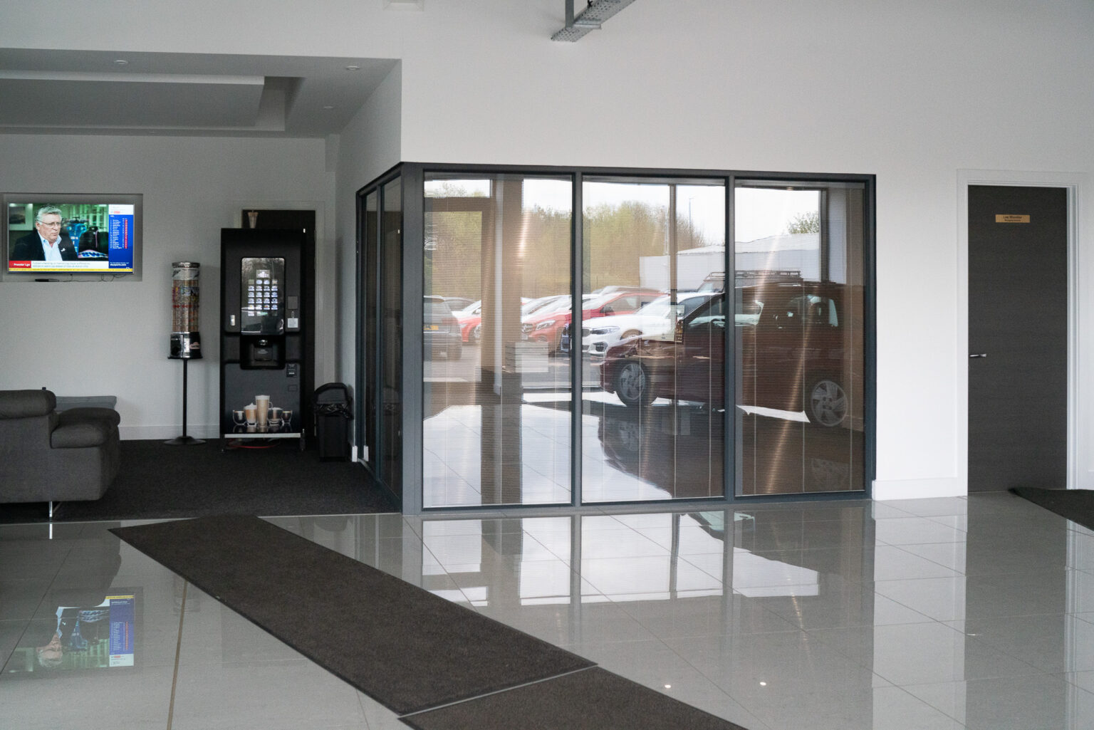 Homepage - BM Bi-Folding Doors