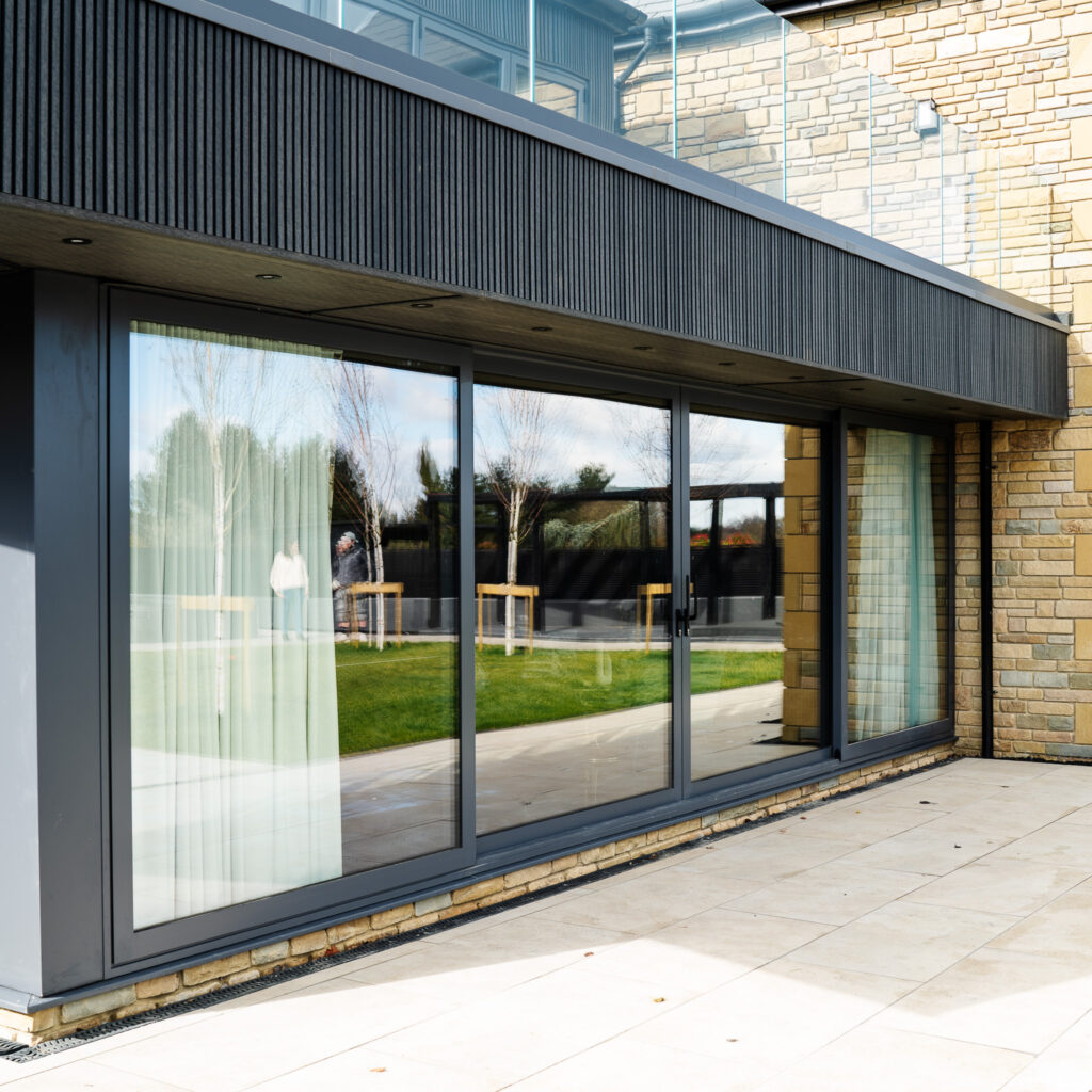 Homepage - BM Bi-Folding Doors