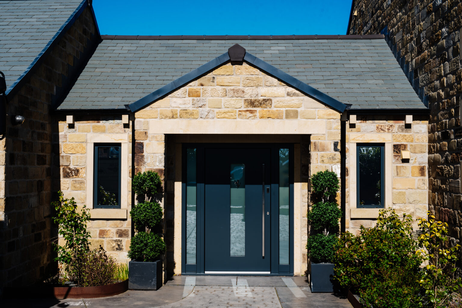 Homepage - BM Bi-Folding Doors